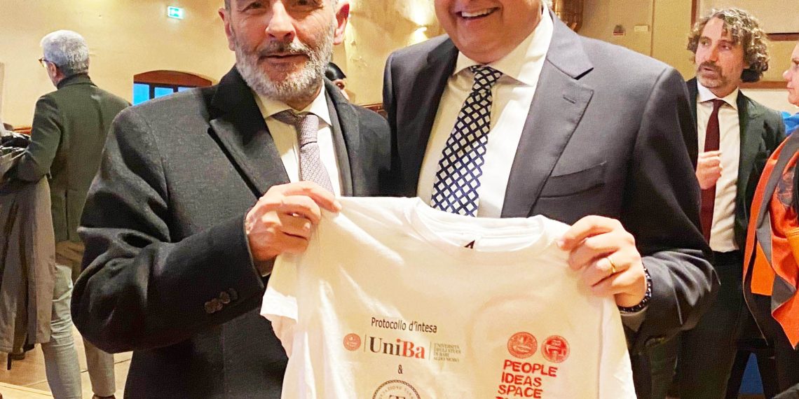 Siglato il protocollo di intesa Fondazione Taranto 25 con l’Università ... Siglato il protocollo di intesa Fondazione Taranto 25 con l’Università ...